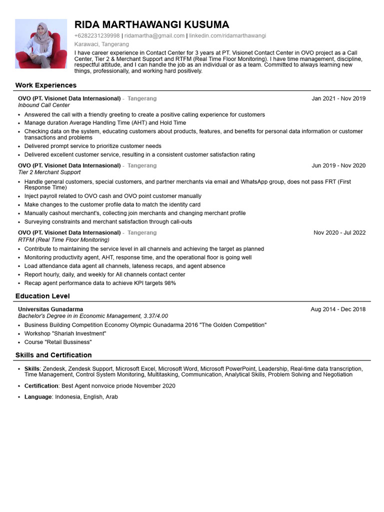 Rida Martha - (CV, KTP, Transkip Nilai) | PDF | Call Centre | Business