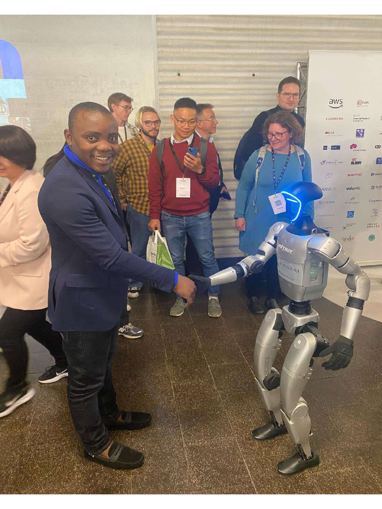 Soglo Eric Avec Le Robo | PDF