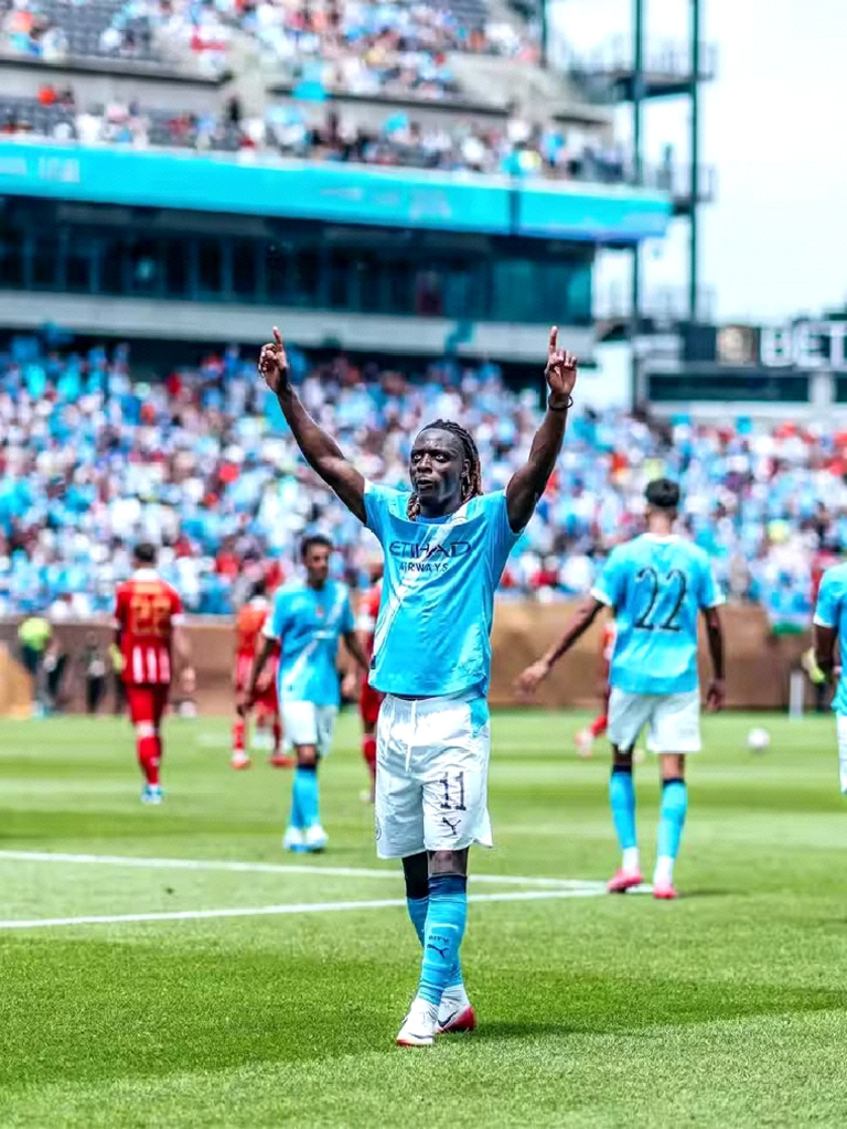 Football Debut | PDF