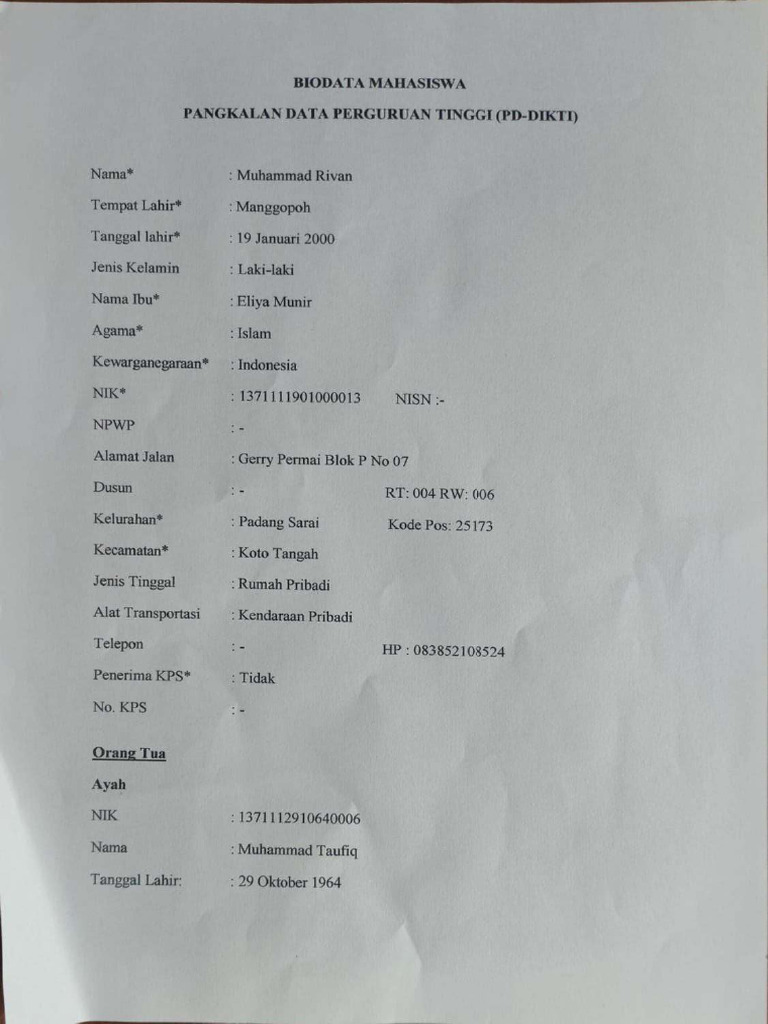 Penjas 202300091080 Muhammad Rivan Biodata | PDF