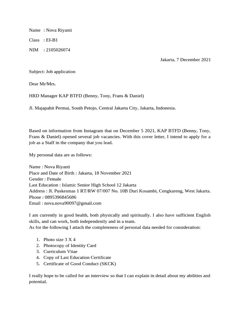 Nova Riyanti - Resume Daftar Riwayat Hidup - UAS B Inggris | PDF