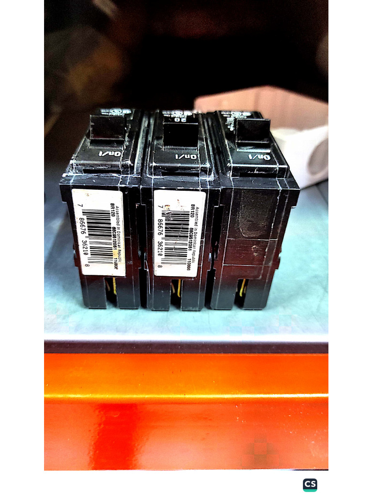 Breaker THQL 3 Polos | PDF
