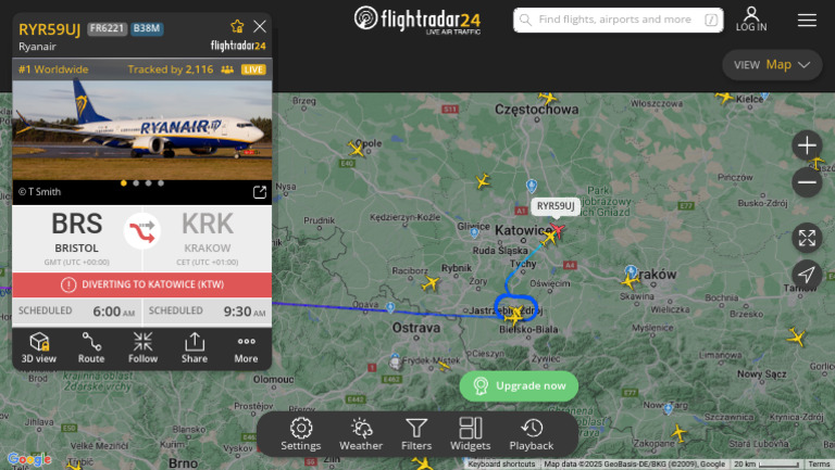Flightradar24 Live Flight Tracker - Real-Time Flight Tracker Map | PDF