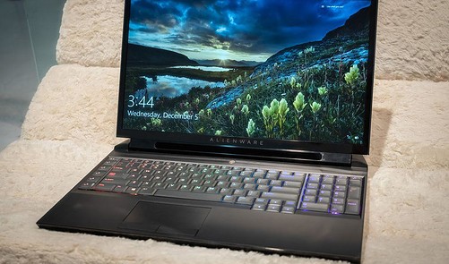 The Alienware Area-51m Is A Desktop-class Laptop Both Extreme And ...