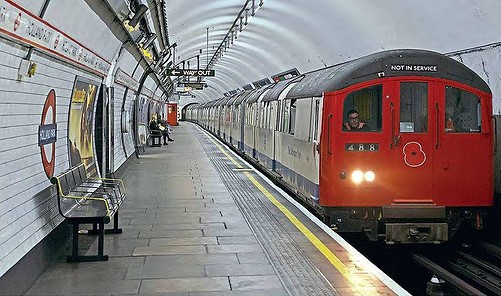 TfL Finances Impact Piccadilly Line Upgrade - Rail Express | Everand