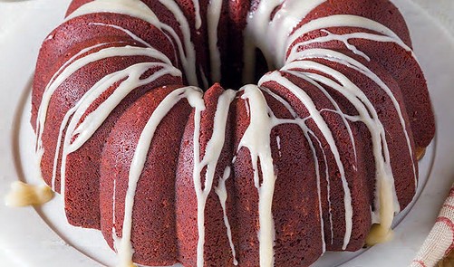DECKED OUT LAYER & BUNDT CAKES - Taste of the South | Everand