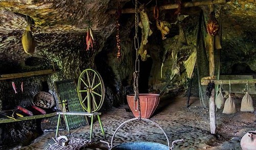Meat Curing In The Middle Ages - How It Works | Everand