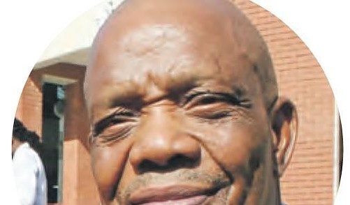 Mokgoro Set To ‘Sing’ About R50 Million Payment - City Press | Everand