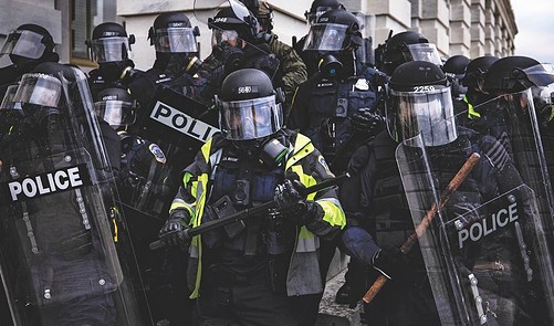 A Giant Fail - Newsweek International | Everand