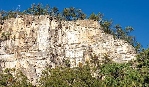 A Jewel In Queensland’s Sandstone Belt - Caravan World | Everand