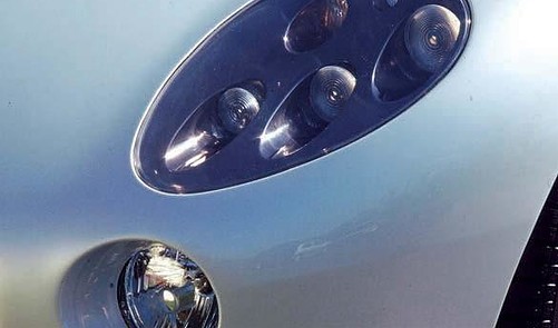 KEITH HELFET Headlight technology - Jaguar World | Everand