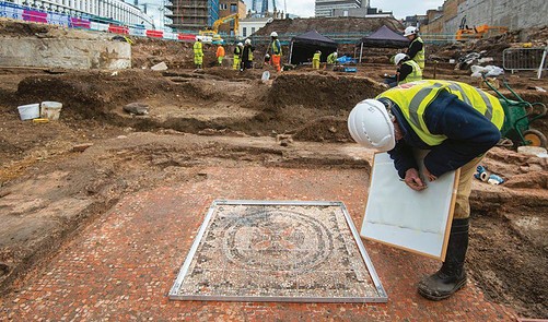 Roman Mausoleum Discovered In The Rubble Of A London Building Site ...