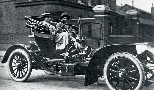 The Spirit Of Experimentation Rolls-royce's First V8 - Rolls-Royce & Bentley Driver | Everand