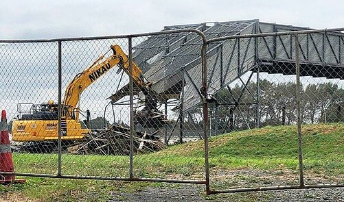 End Of An Era: Demolition Begins At Pukekohe Raceway - NZV8 | Everand