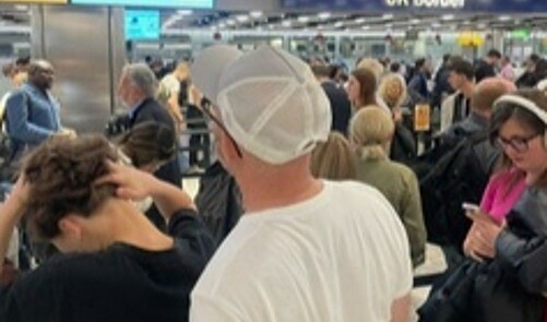 Chaos At UK Airports After Border Force Gates Fail Causing Long Queues ...