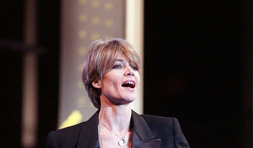 Francoise Hardy, French Singer And 60s Pop Icon, Dies Aged 80 - Evening ...