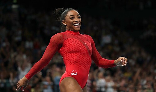Simone Biles’ Niece Wore Mini Versions Of Her Leotards As She Cheered ...