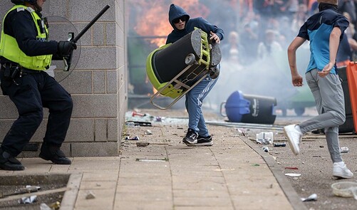UK Riots Latest: Violent Disorder Suspects Could Face Up To 10 Years In ...