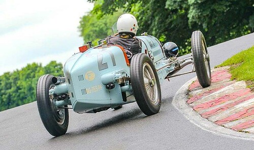How The Vscc Is Keeping History Alive - Motorsport News | Everand
