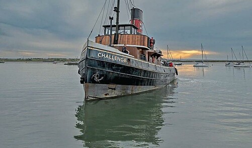 A Day Out On Steam Tug Challenge With Waverley And The Maunsell Forts ...